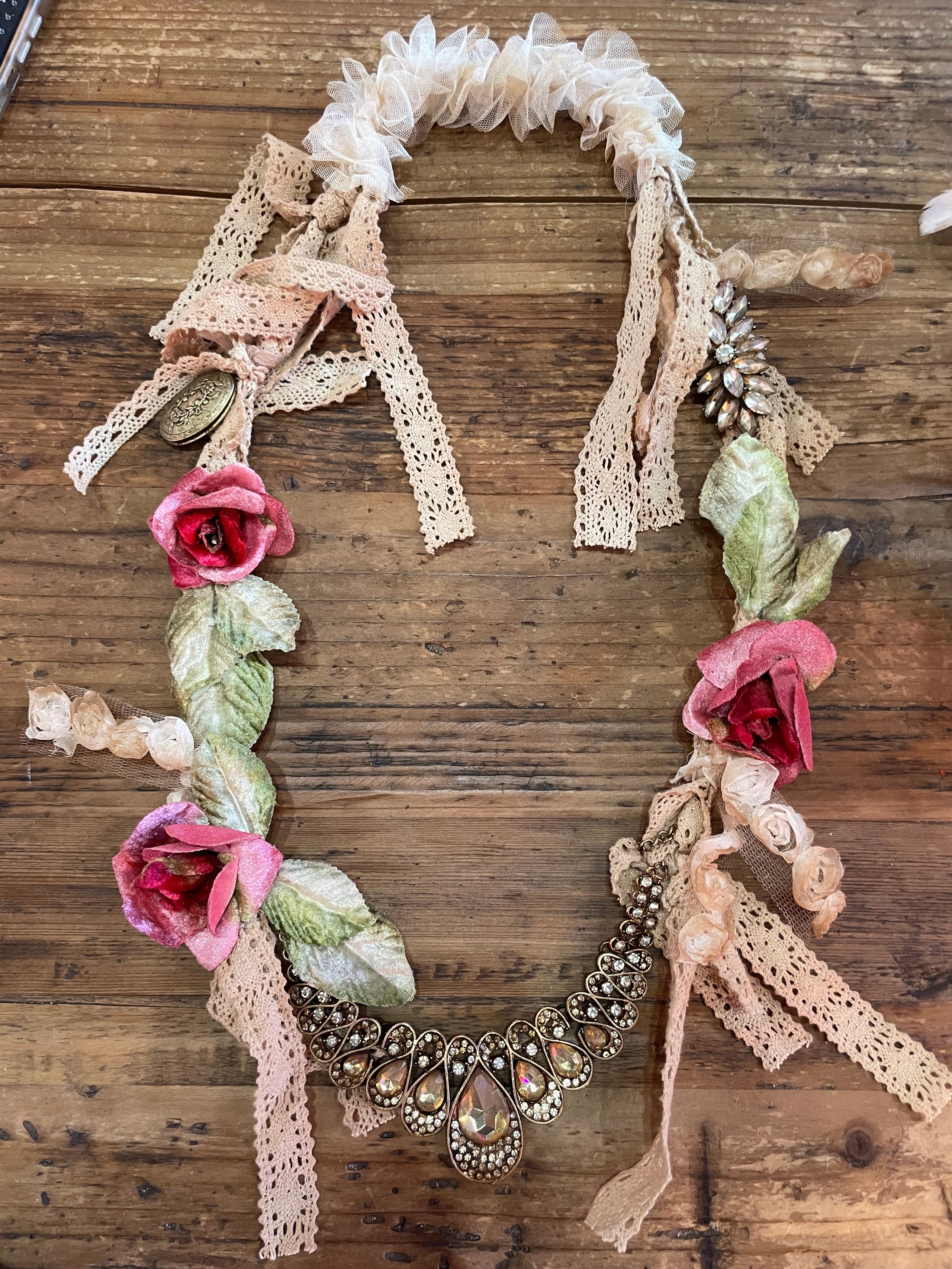 ROSE COLLIER NECKLACE | Cactus Annie's LLC